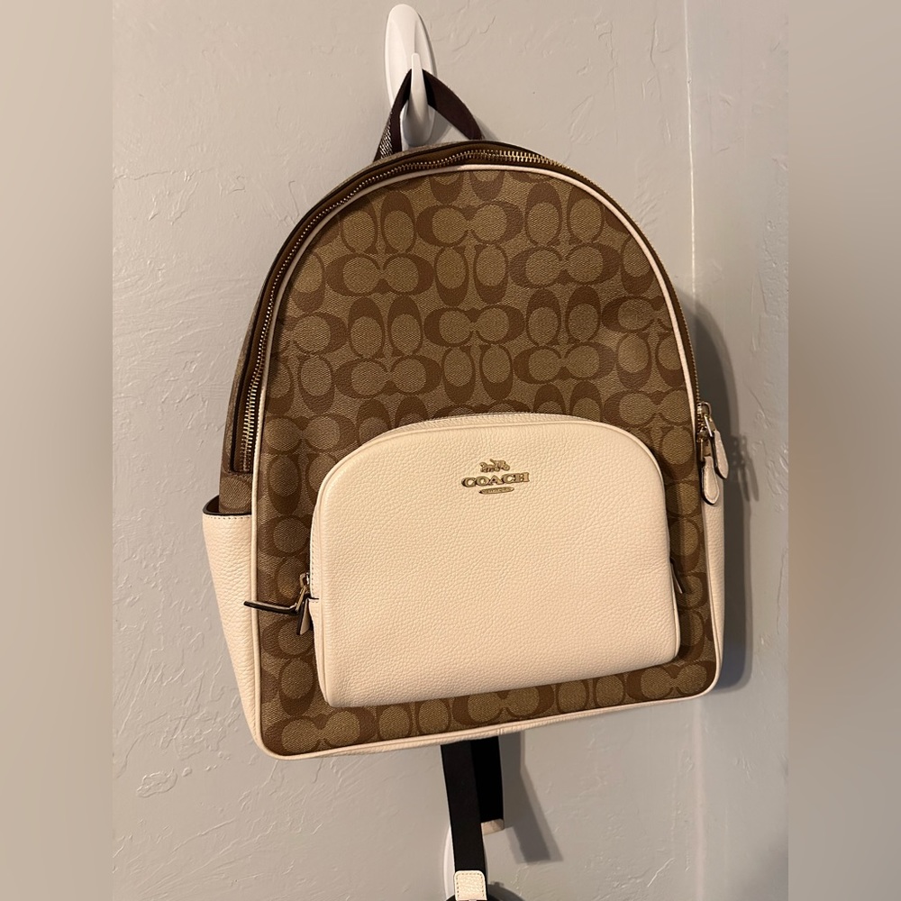 Coach Large Backpack With Signature Canvas - Gem